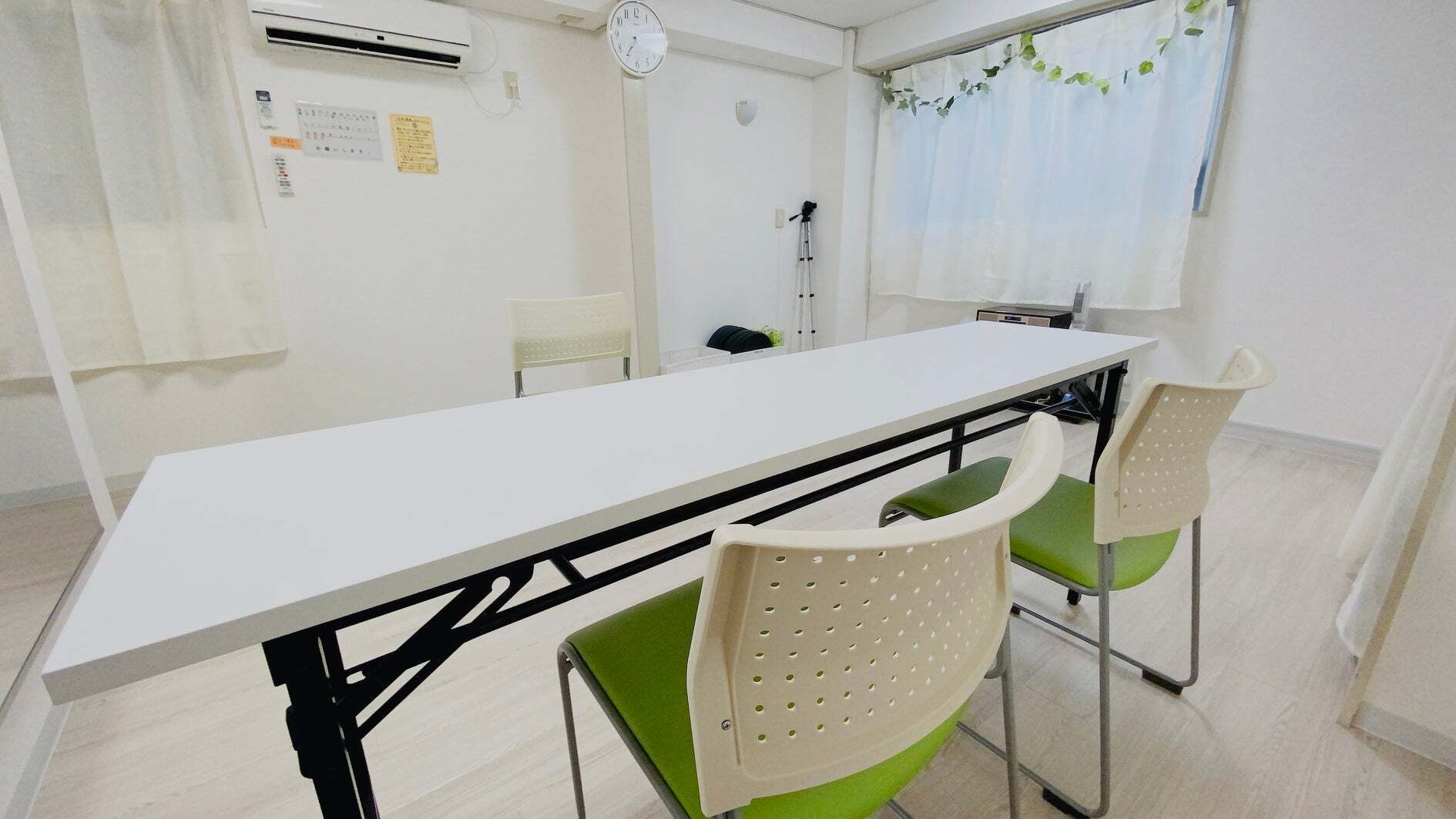 《会議室Bee》長堀橋90秒！高速Wi-Fi、6人までの会議や研修、面接、作業、リモートワークなどに！の写真25