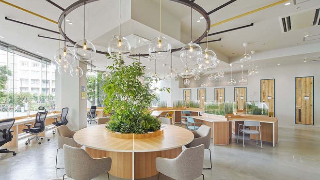 【新宿三丁目駅徒歩30秒】6人用会議室・フリードリンク・WiFi完備・モニター設置済。安心の有人受付。の写真2