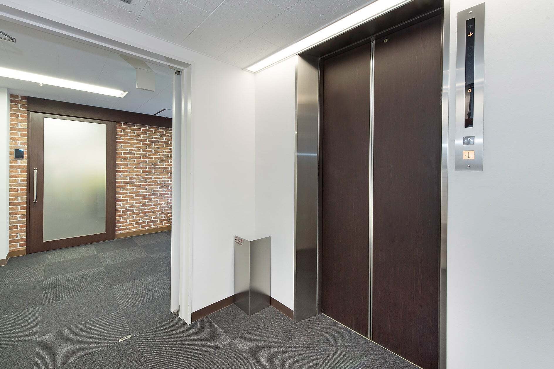 ⭐️渋谷マークシティ出口を出てすぐ⭐️スタッフ常駐で安心✨Wi-Fi有り　Googleレビュー投稿で「１回無料券」プレゼント！の写真5