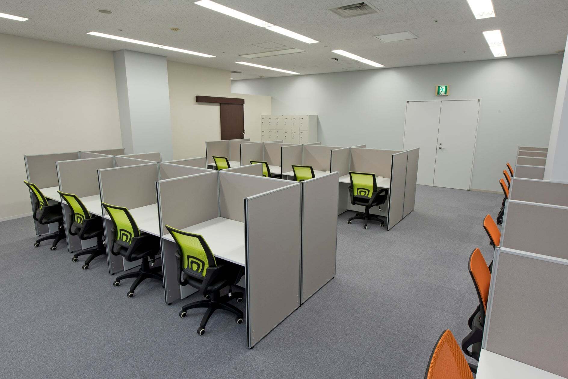 ⭐️桜木町駅目の前⭐️スタッフ常駐で安心してご利用いただけます✨Wi-Fi有り　Googleレビューで「１回無料券」プレゼントの写真2