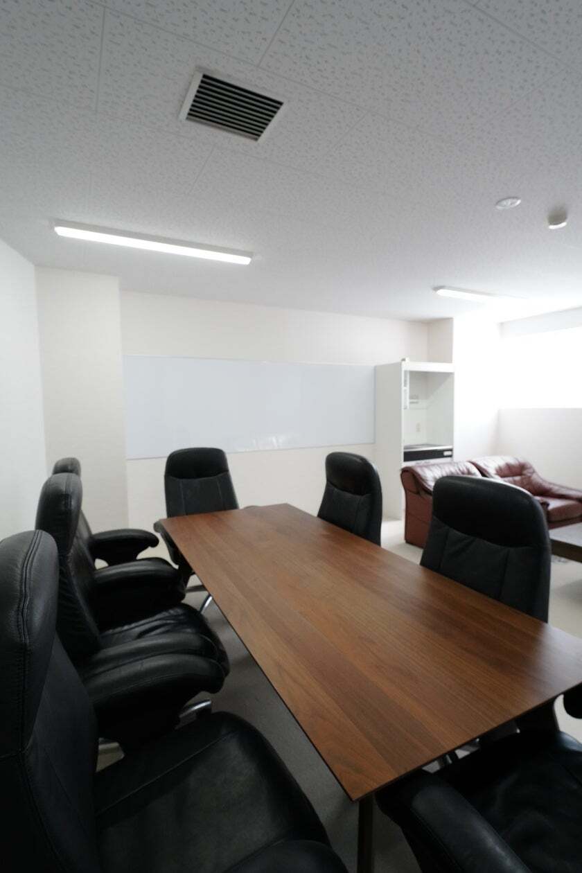 広々とした快適ビジネス空間が西新宿にオープン。の写真2