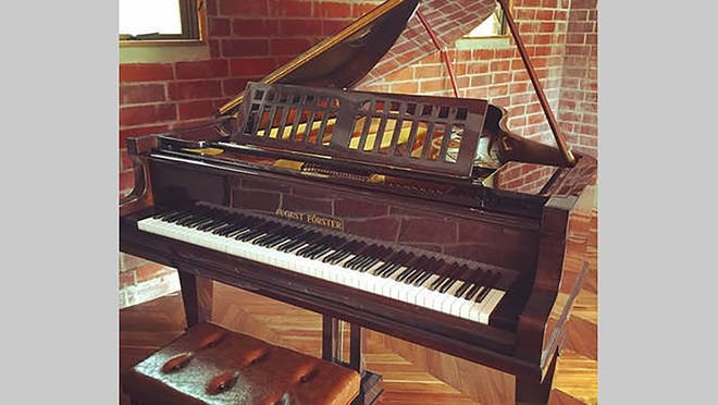 アンティークトイピアノやグランドピアノのあるミュージックスタジオ。リハーサルや撮影に。の写真3