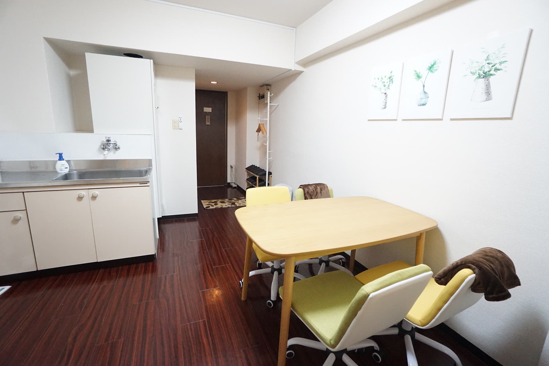 ＜名古屋伏見Place823＞完全個室✨モニター/光回線Wi-Fi/Blu-rayプレイヤー無料！会議/撮影/ボドゲの写真8