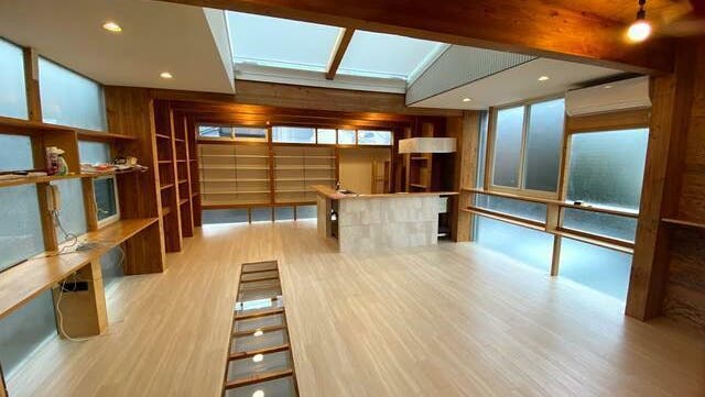 駐車場無料!料理におすすめ。撮影機材ありの大型アイランドキッチン完備のレンタルスペース。の写真1