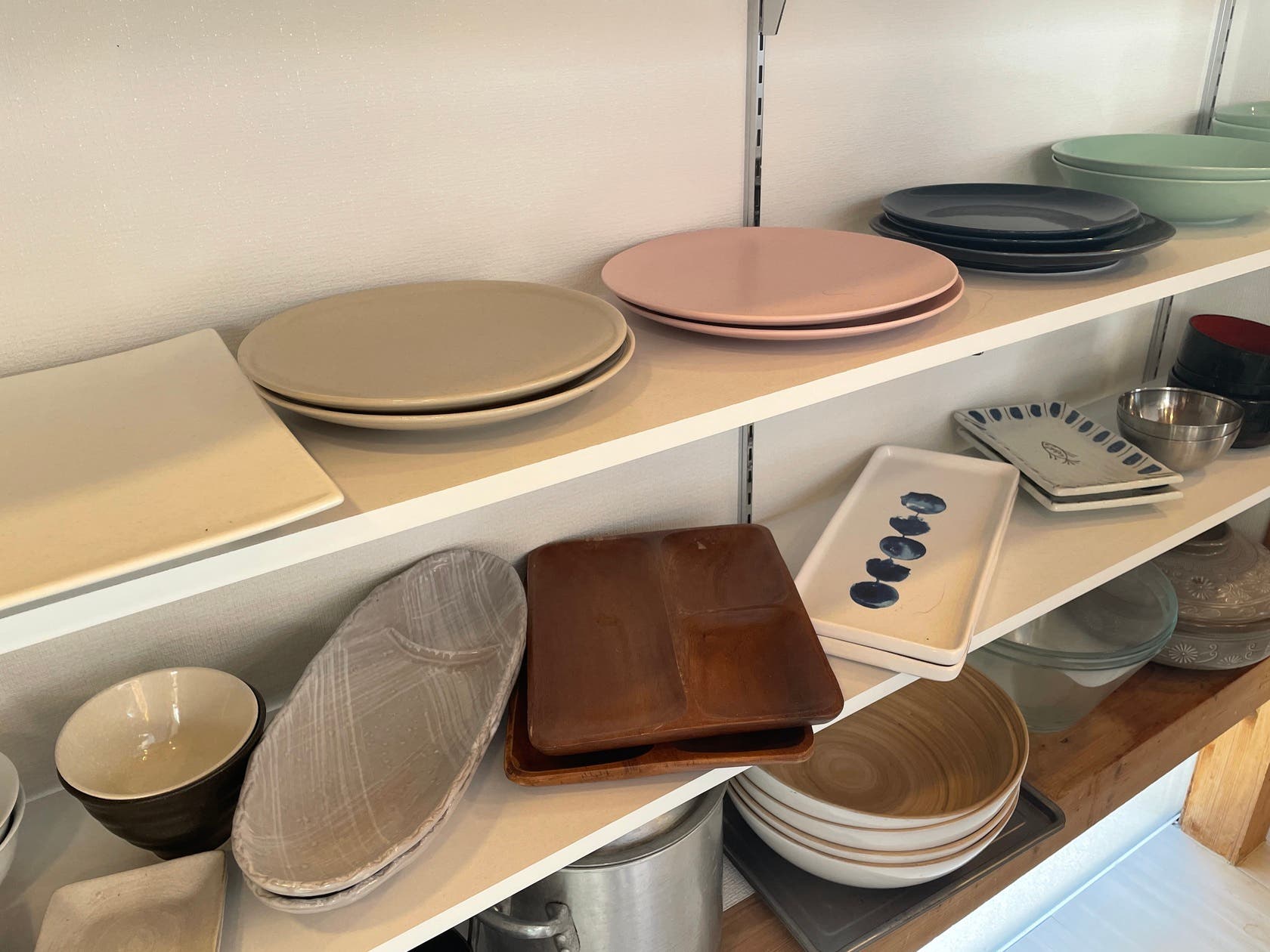 駐車場無料！料理におすすめ。撮影機材ありの大型アイランドキッチン完備のレンタルスペース。の写真9