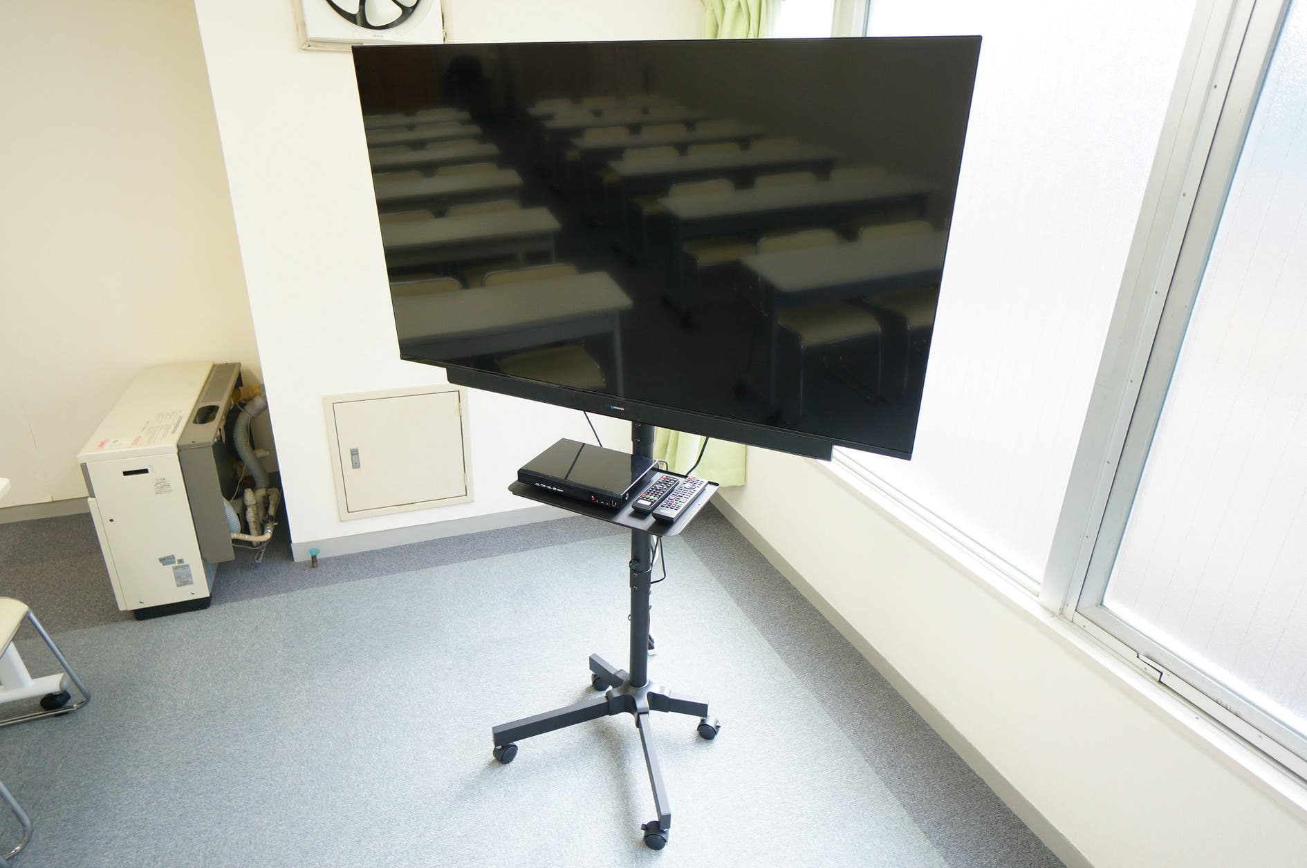 ＜仙台駅Place204＞個室⭐️40名収容/光回線Wi-Fi/ホワイトボード/大型モニター無料！会議/セミナー/研修の写真6