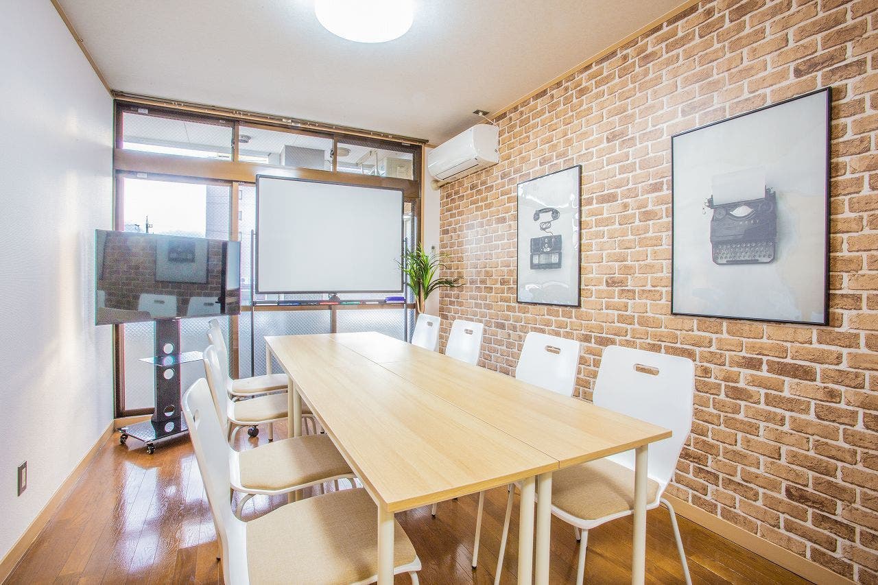【浜松駅4分！12名利用可！】綺麗な室内！WiFi・大型モニター・ホワイトボード全て無料！ふれあい貸し会議室 浜松Aの写真10