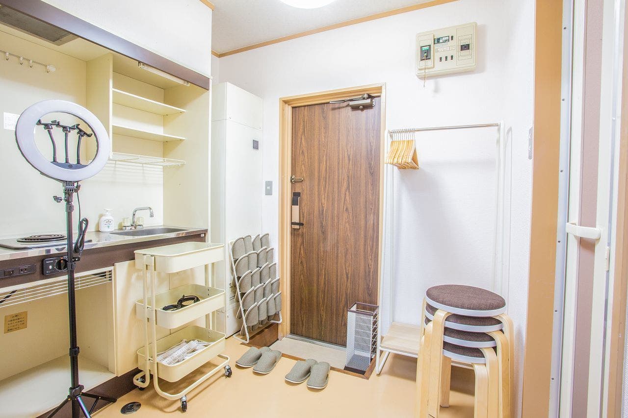 【浜松駅4分！12名利用可！】綺麗な室内！WiFi・大型モニター・ホワイトボード全て無料！ふれあい貸し会議室 浜松Aの写真12