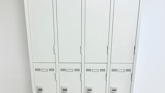 柏駅から1駅!新柏駅から徒歩30秒のダンススタジオ!おしゃれな内装と照明でSNS映え間違いなし!の写真13