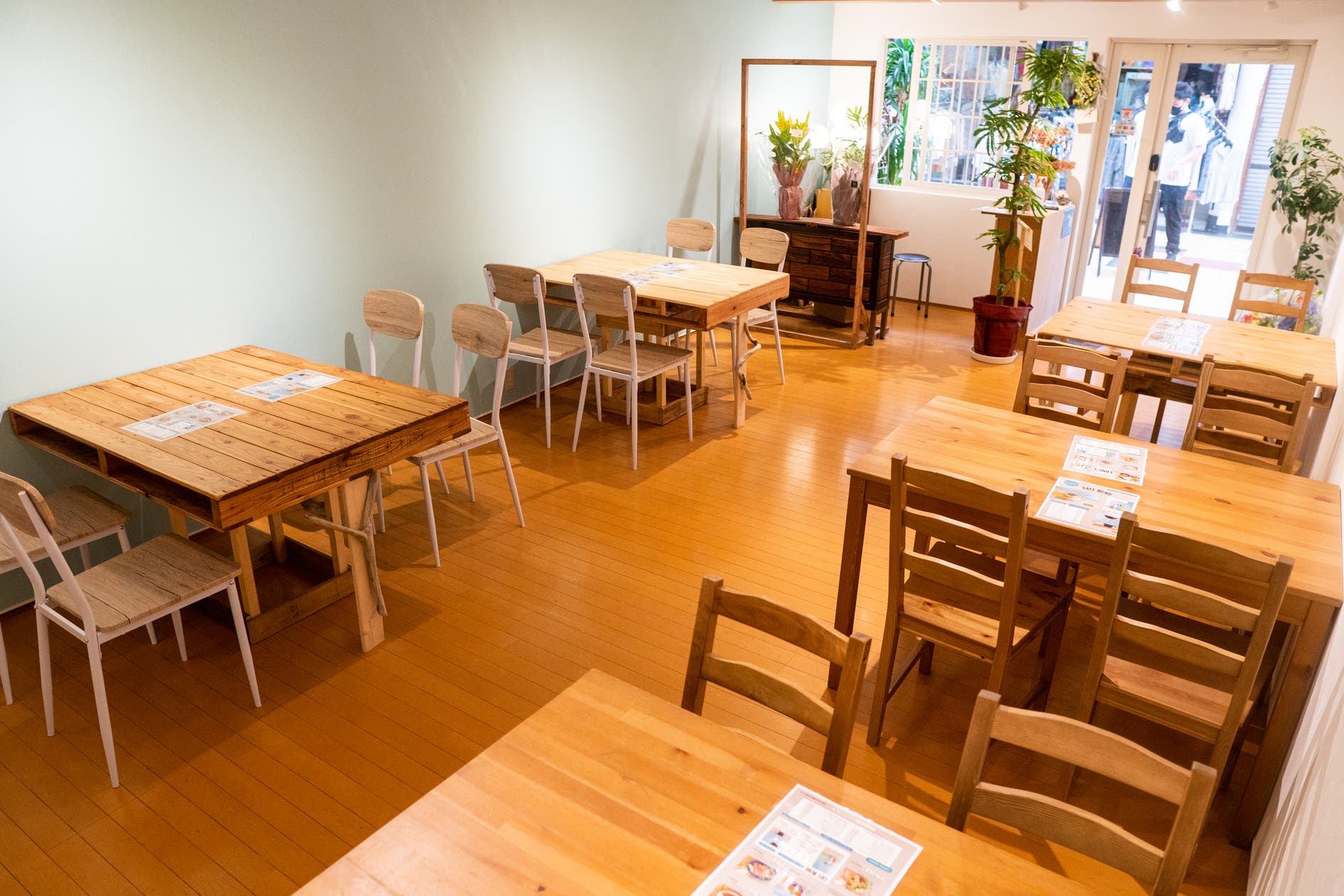 JR和歌山駅から徒歩3分！カフェバー空間を貸し切り！の写真8