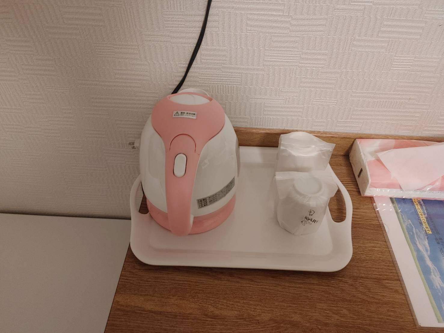 ［京急川崎駅徒歩10分］ホテルの１室をワークスペースに！冷蔵庫、電気ケトル、電子レンジ完備！ホットコーヒーおかわり自由の写真5