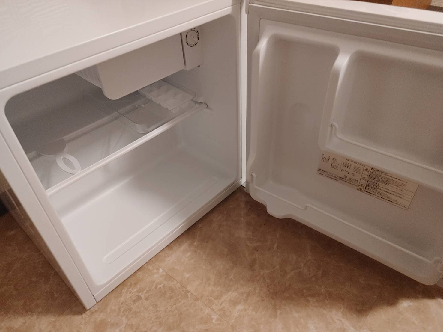 ［京急川崎駅徒歩10分］ホテルの１室をワークスペースに！冷蔵庫、電気ケトル、電子レンジ完備！ホットコーヒーおかわり自由の写真6