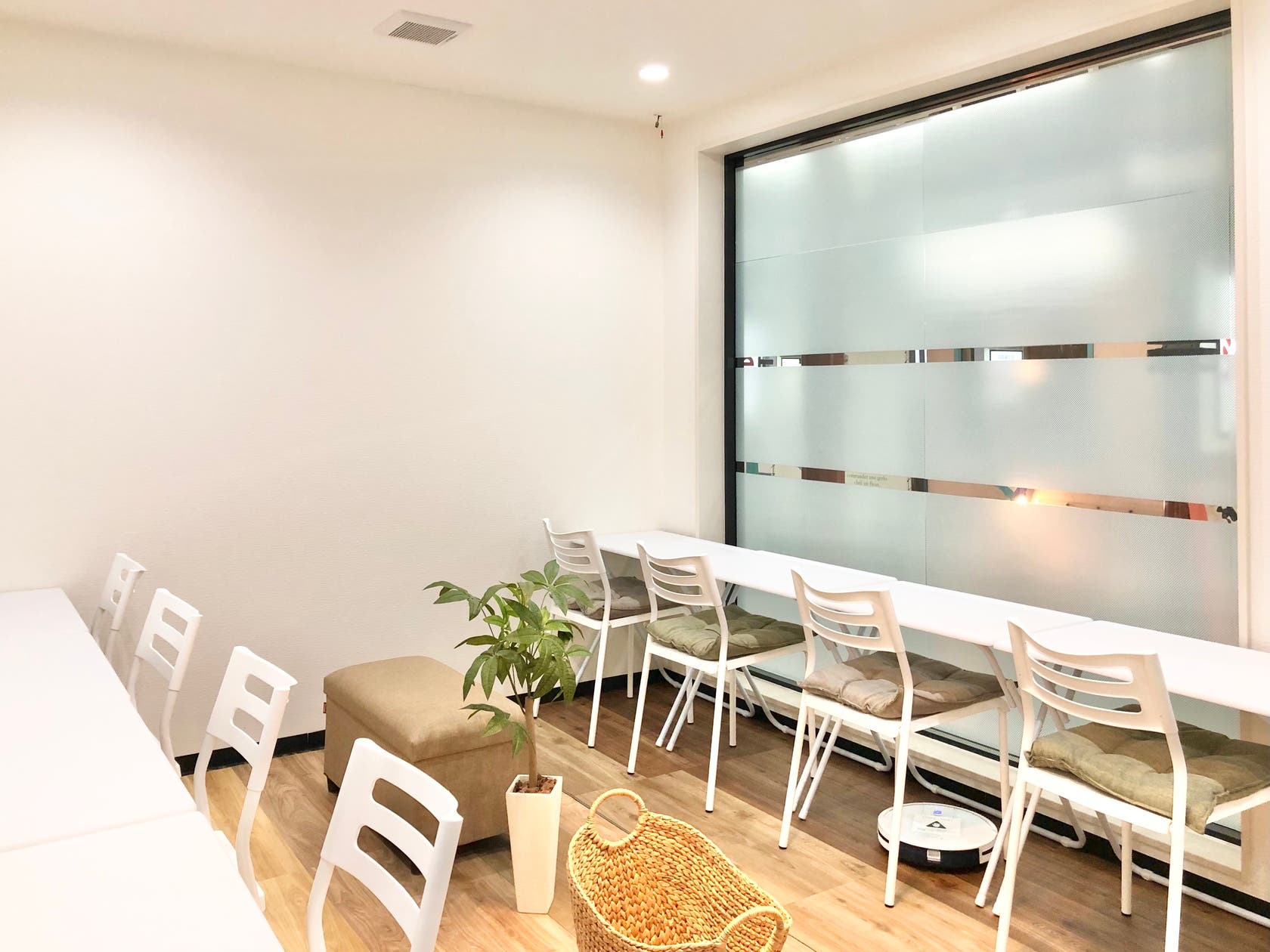 【南森町駅４分】女性のための小さな自習室。資格勉強、読書、デスクワークに。の写真7