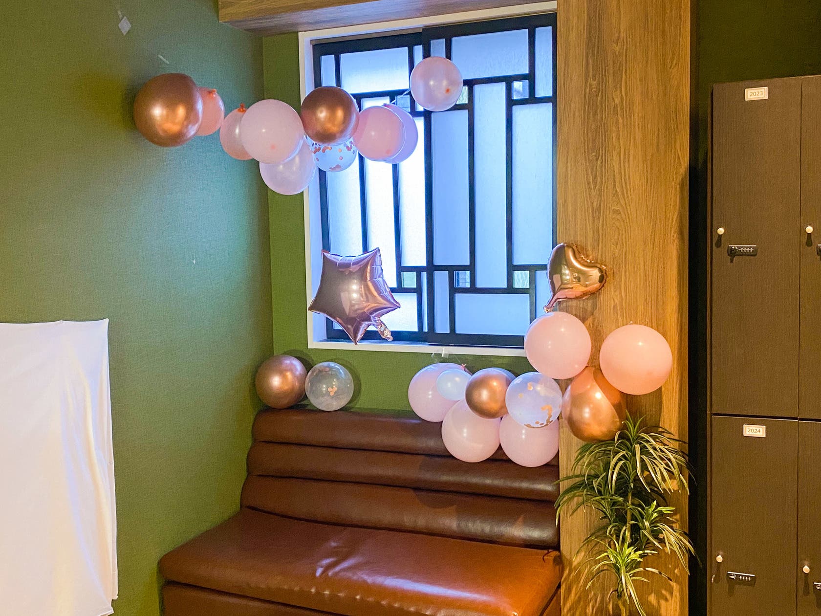 ＜シアタールーム＞南京町にある好立地のプロジェクター付シアタールーム！ボードゲーム無料貸出・部屋外にミニキッチン完備！の写真6