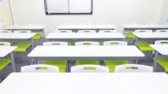 8/10エアコン新調♪《RIVERLD神田》神田駅2分/最大32名/光回線WiFi無料/静かで明るい会議室の写真5