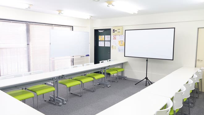 8/10エアコン新調♪《RIVERLD神田》神田駅2分/最大32名/光回線WiFi無料/静かで明るい会議室の写真9