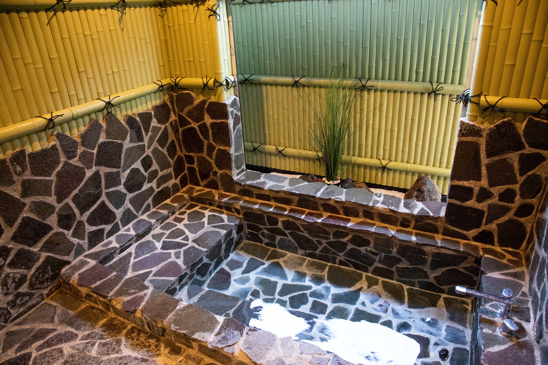 Asian Room＆テントとBBQができるお庭・P無料・看板犬バニラ・ミルクのお出迎え💛の写真11