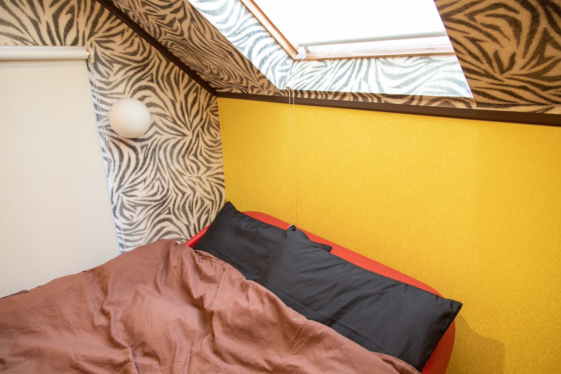 1日1組限定！テント＆BBQができるお庭★100坪の土地に建つ輸入ハウス丸々１棟貸し・P無料・看板犬バニラのお出迎え💛の写真9