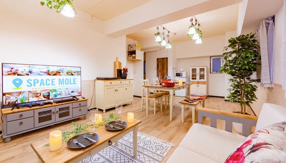 🌸春割🍡駅近✨50型神クラスTV📺大人気ゲーム機🎮Netflix視聴可🌳SNS映え🎉【223_Country渋谷】の写真1