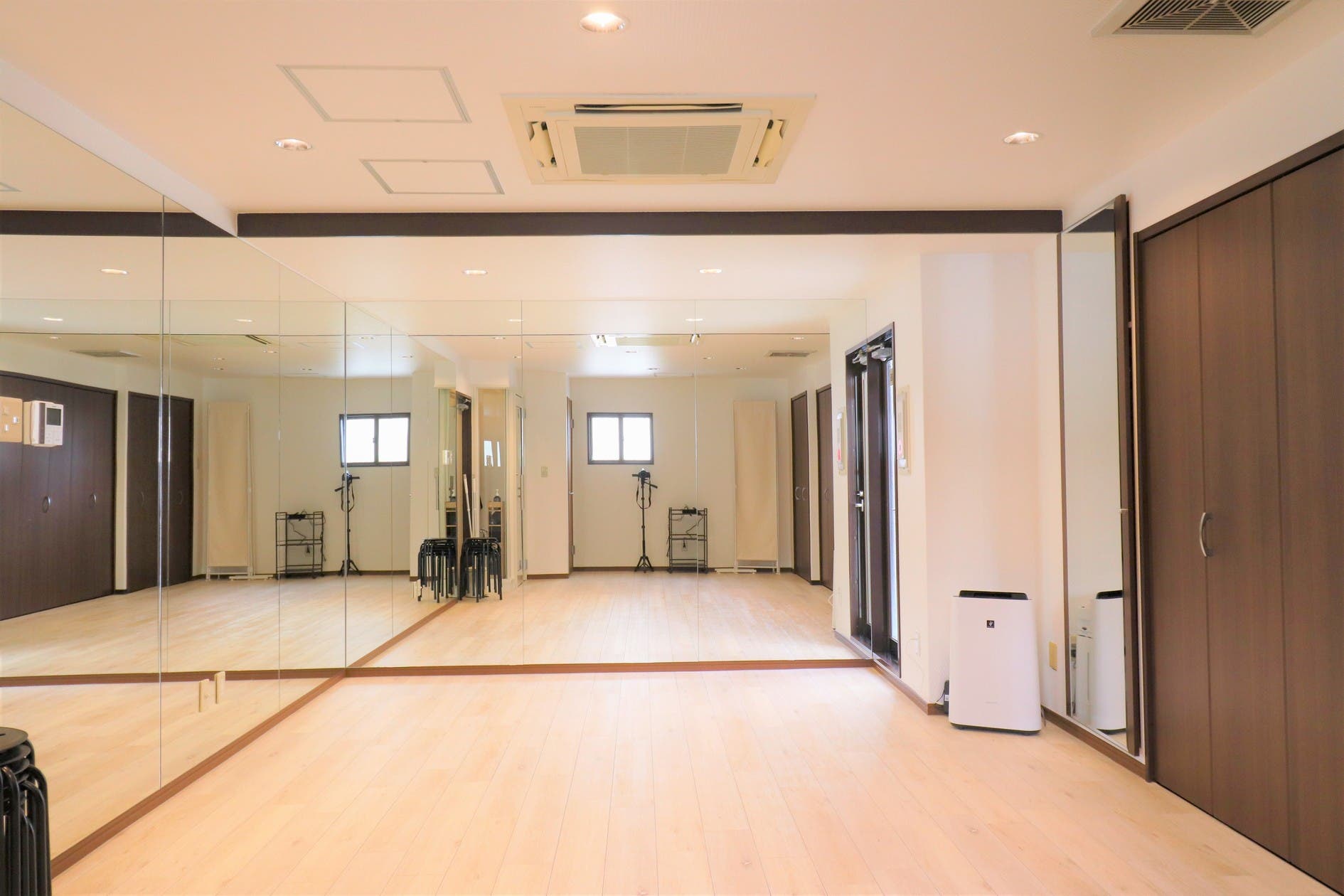 【元町5分,花隈5分】24hダンスができるレンタルスタジオ（5階B-Studio）★当日の予約も可能！1時間からお気軽にどうぞ♪の写真3