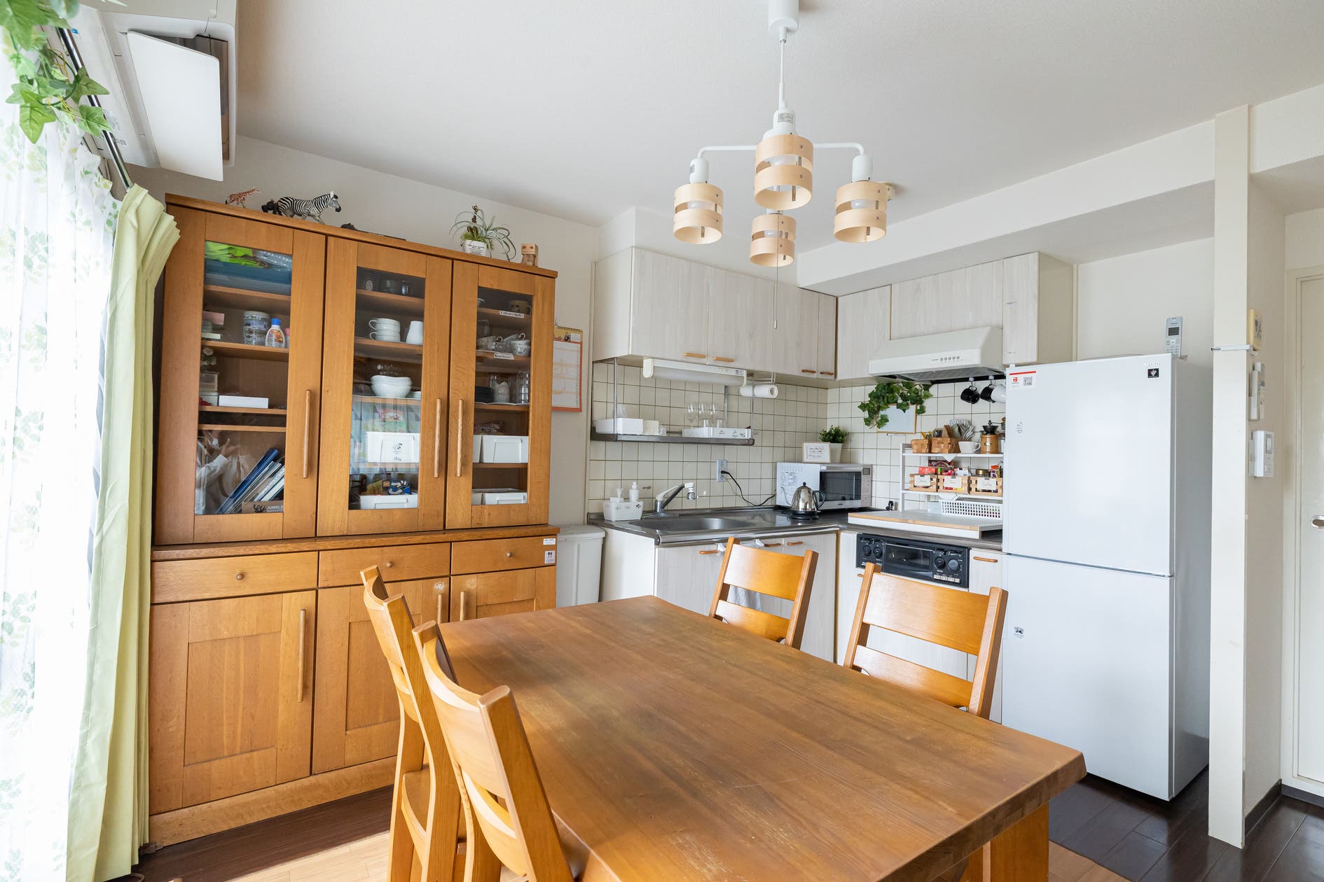 【サードプレイス宝塚】三面採光の明るいお部屋！高速Wi-Fi、ホワイトボード完備で仕事に撮影に遊びに！の写真9