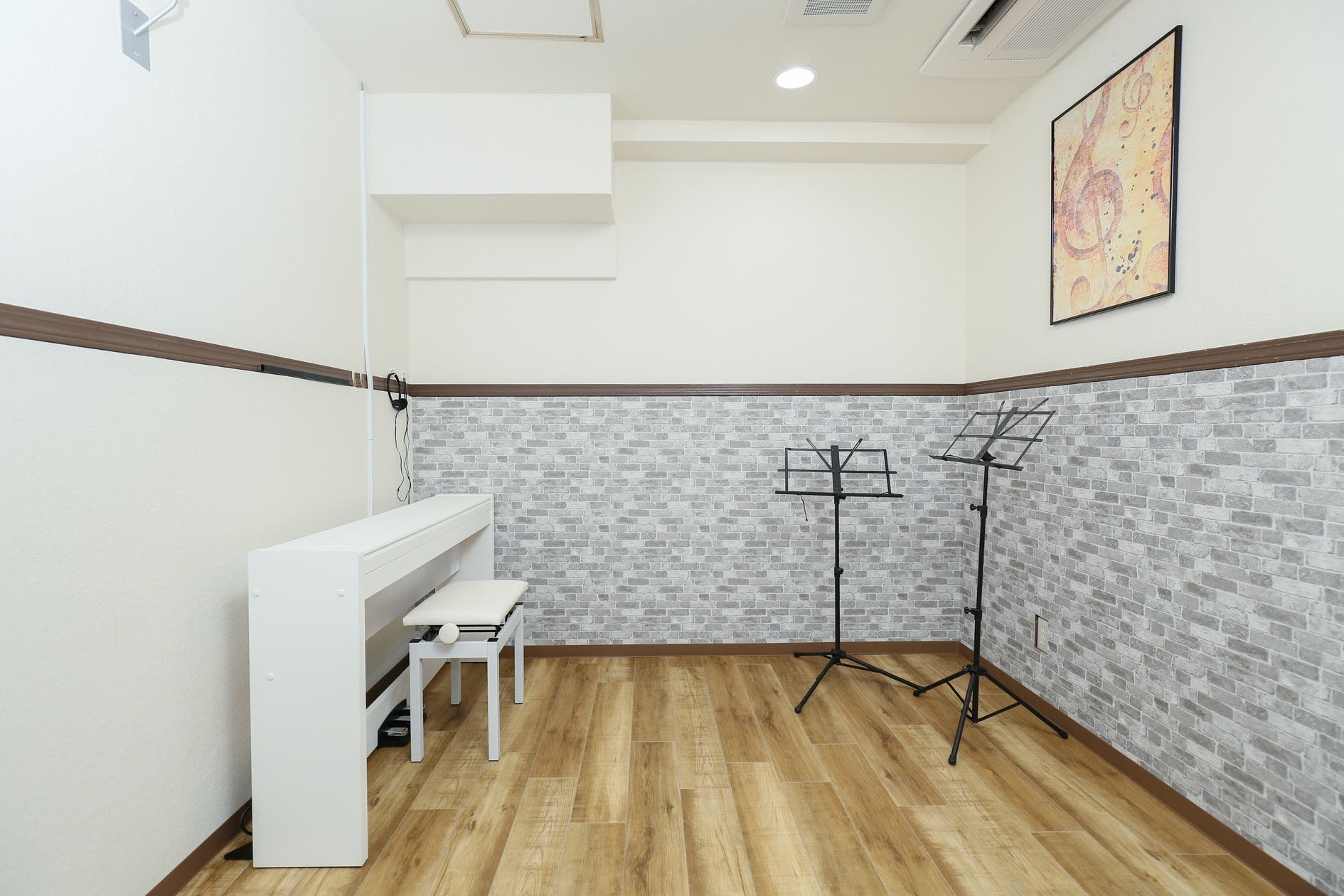 ［音楽スタジオ］青葉台駅徒歩３分｜24時間利用可能｜電子ピアノ｜スタジオディライツ青葉台Bの写真6