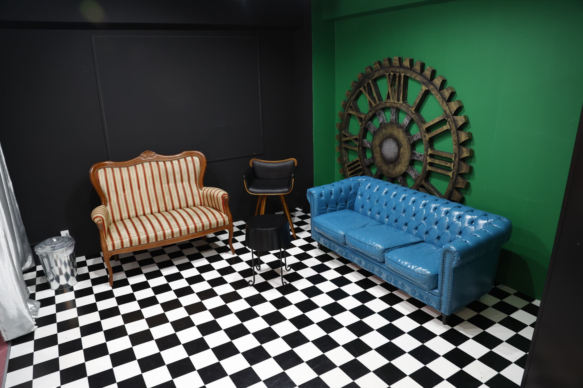 【スタジオジジ / 丸ノ内線 中野富士見町 徒歩30秒】/ 自然光 1h-5000円 / 花壁 / 馬車の写真17