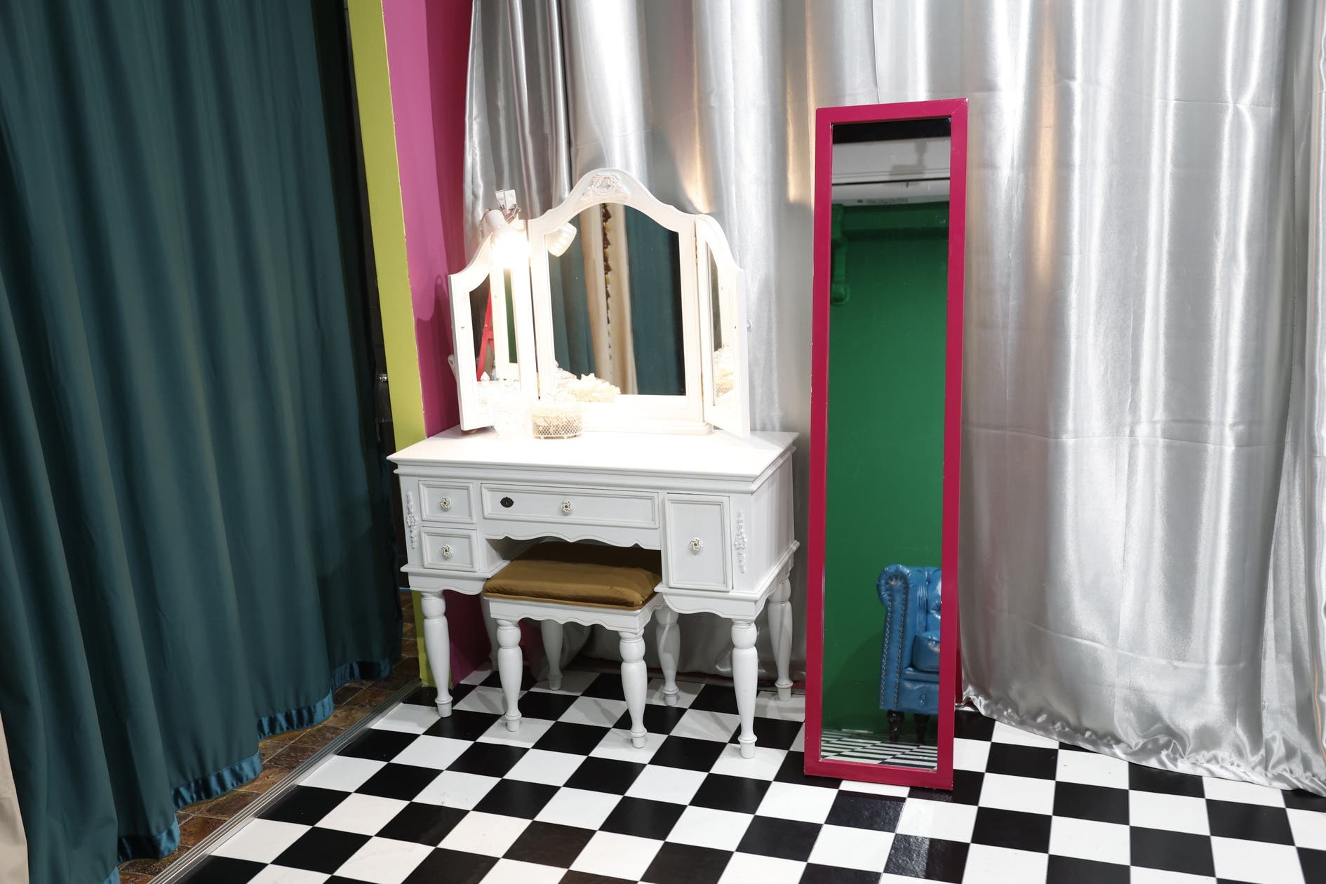 【スタジオジジ / 丸ノ内線 中野富士見町 徒歩30秒】/ 自然光 1h-5000円 / 花壁 / 馬車の写真19