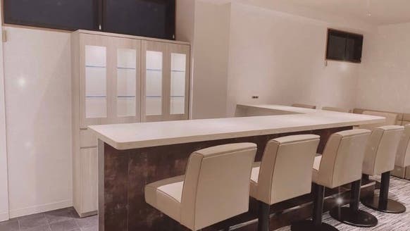 三宮駅近✨カラオケ設備のあるスナックです🌸の写真3