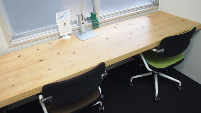 ドリンクバー付🥤個室【駅前】ゆったり広めのワークブース/大阪市北区/梅田/南森町のテレワーク/Web会議/面接/作業場所の写真9