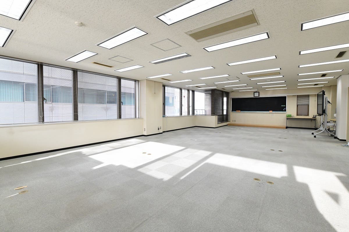 日写協会議室 　※お知らせ・空調設備故障中のため冷暖房使用不可※の写真6