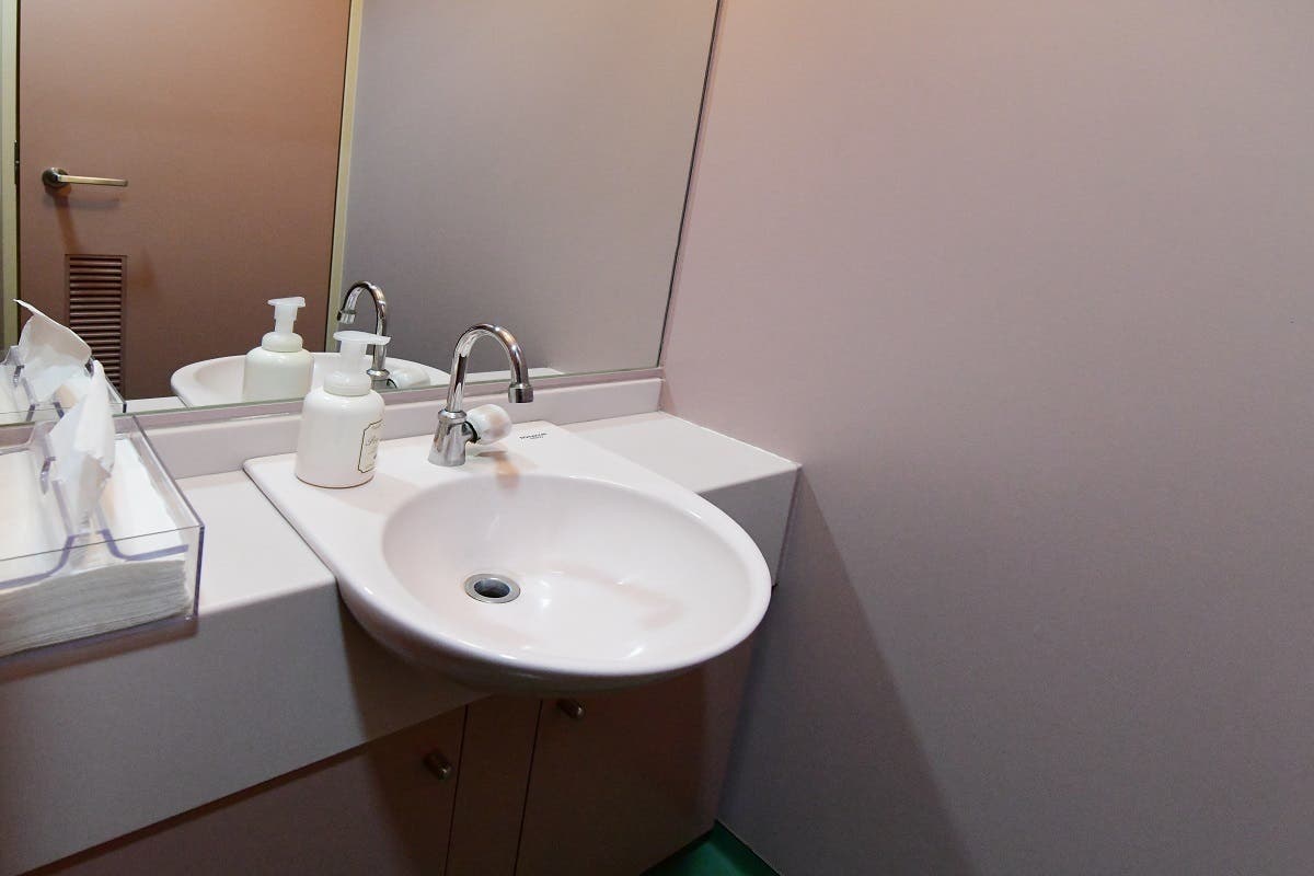 日写協会議室 　※お知らせ・空調設備故障中のため冷暖房使用不可※の写真15