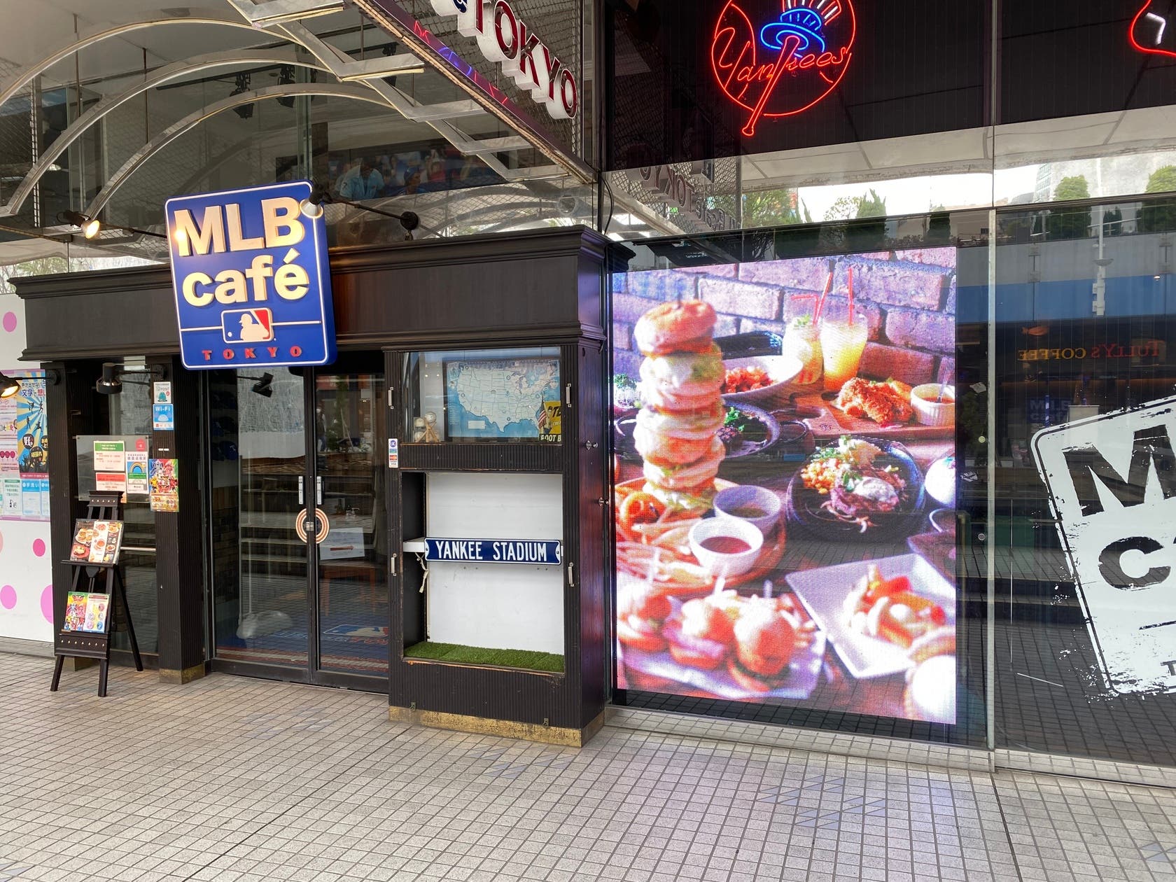 MLBcafe 東京ドームシティのエンターテインメントレストランの写真6