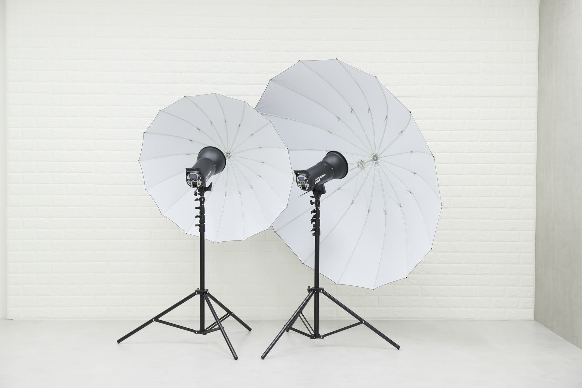 神戸元町のと〜〜〜〜っても小さな撮影スタジオ【１時間2,600円〜利用可！充実した撮影機材が無料で使える！！】の写真7