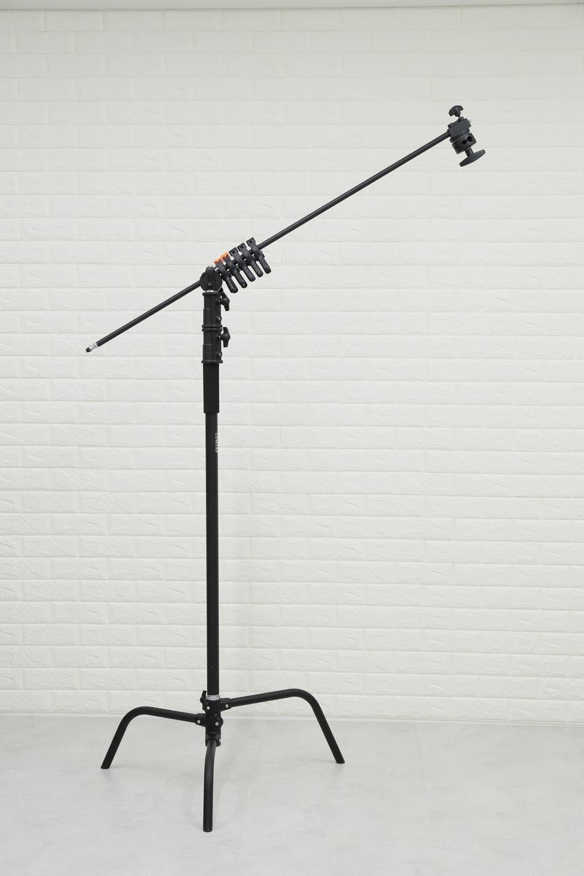 神戸元町のと〜〜〜〜っても小さな撮影スタジオ【１時間2,600円〜利用可！充実した撮影機材が無料で使える！！】の写真11