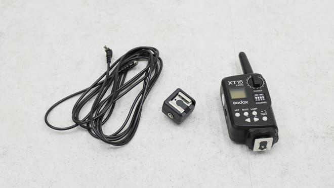 神戸元町のと〜〜〜〜っても小さな撮影スタジオ【1時間2,600円〜利用可!充実した撮影機材が無料で使える!!】の写真20