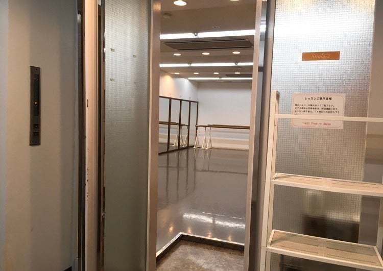 【YTJ茨木スタジオ ３Fスタジオ】阪急「茨木市」駅から徒歩5分・鏡張りのダンスやレッスンに最適なスタジオですの写真3