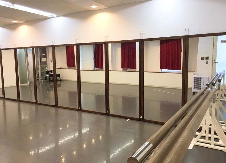 【YTJ茨木スタジオ ３Fスタジオ】阪急「茨木市」駅から徒歩5分・鏡張りのダンスやレッスンに最適なスタジオですの写真2