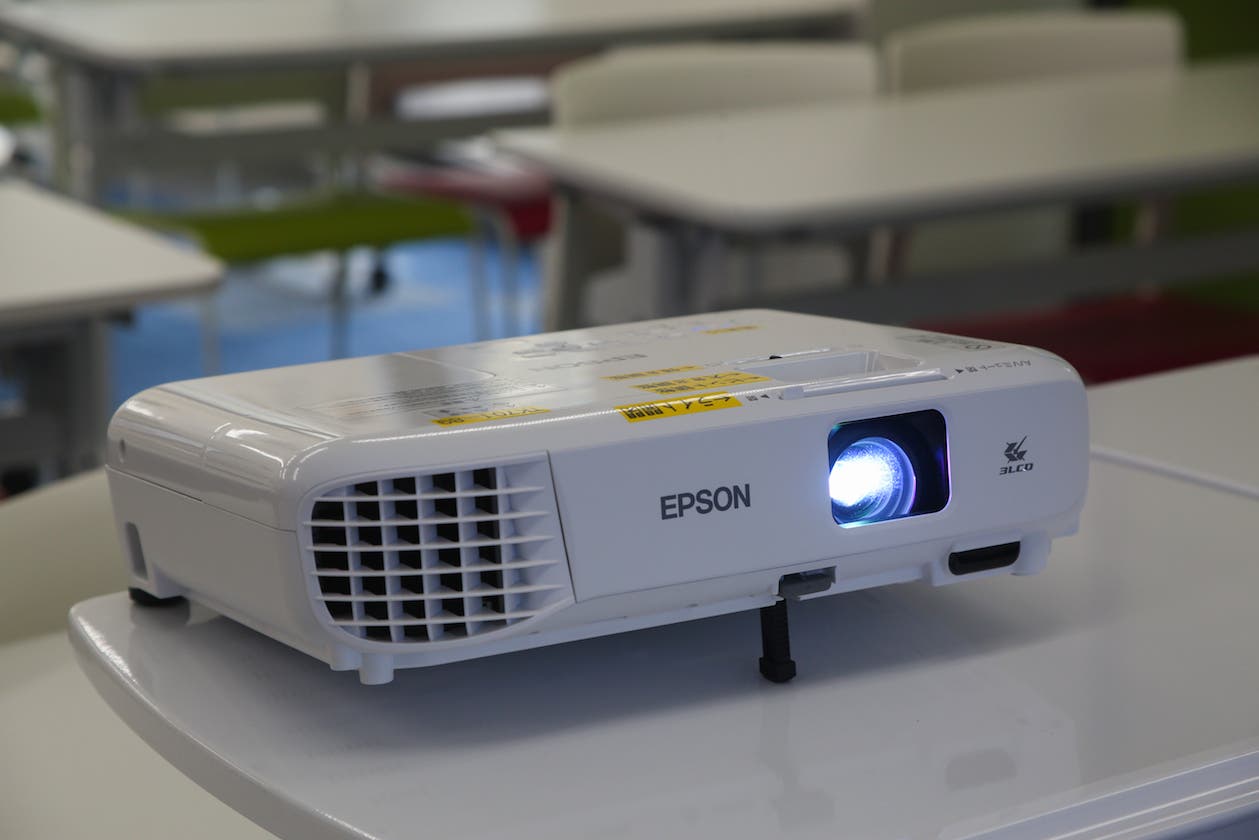 【博多駅徒歩3分】定員49名+予備椅子有り！プロジェクター含む備品・高速Wi-Fi無料！303会議室の写真12