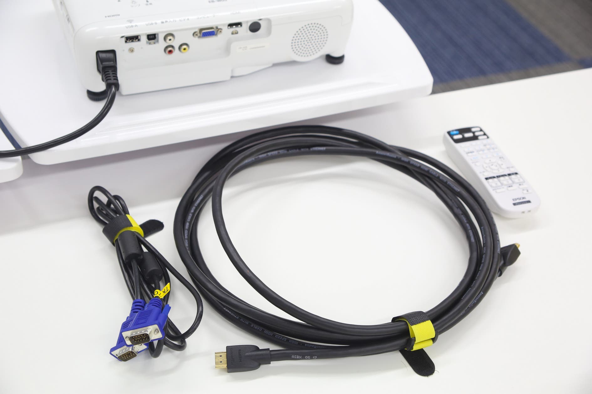 【博多駅徒歩3分】定員53名+予備椅子有り！プロジェクター含む備品・高速Wi-Fi無料！304会議室の写真11