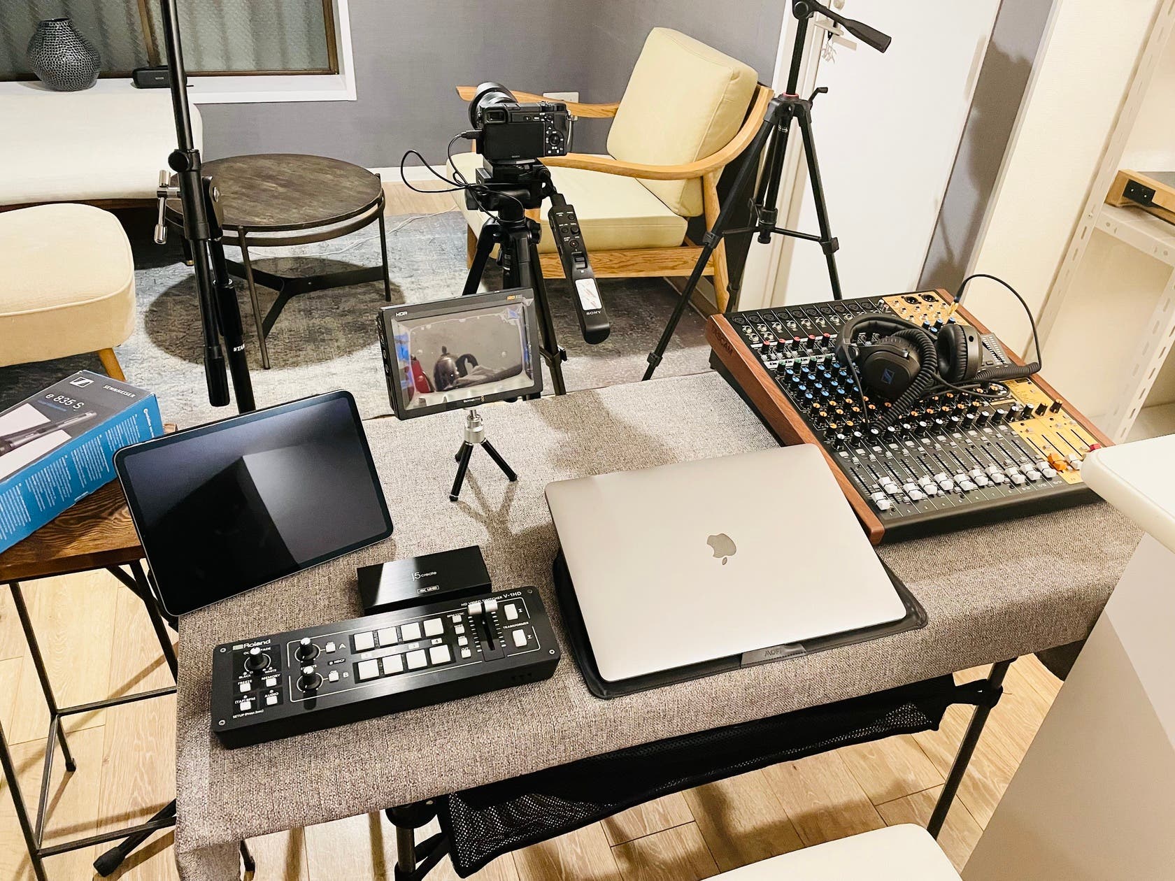 ライブ配信（最大カメラ４台）の画像1