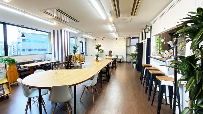 【横浜駅4分!】おしゃれなスペース!眺望良好のイベント・コワーキング・会議・シェアオフィスに!の写真1