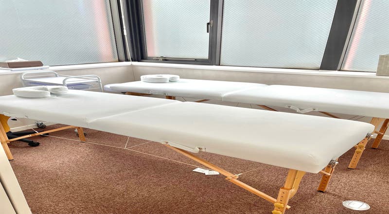 【完全個室】多用途に使用可能☆マッサージ、カウンセリング室など。