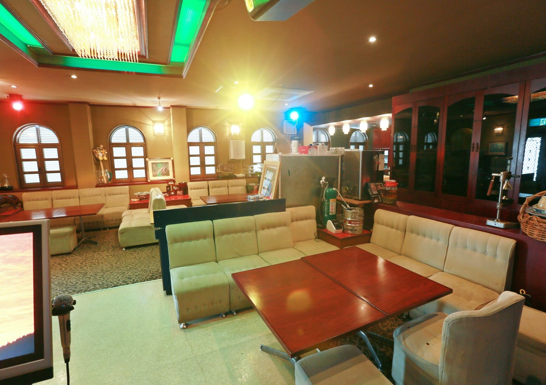 一階路面店、元スナック　静岡市清水区　大型スピーカー　カラオケ　照明の写真10