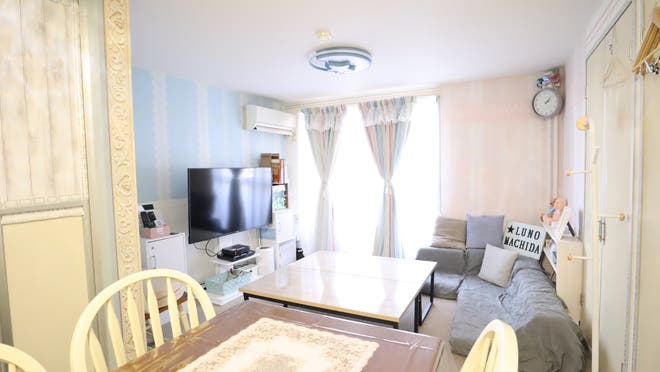 姫系・ガーリー系🎀カワイイ&キラキラ女子部屋✨🍷X’mas/女子会/誕生会/📷撮影向き★大型TV/カードゲームの写真1