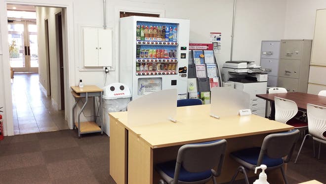 〈オアシスコワーキングスペース①〉1席貸出、WiFi無料!の写真9