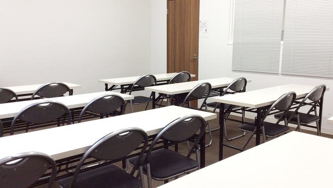 〈オアシス会議室B〉最大20名収容!WiFi無料!の写真1