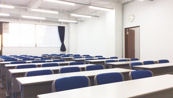 〈オアシス会議室A〉最大40名収容!WiFi無料!の写真1