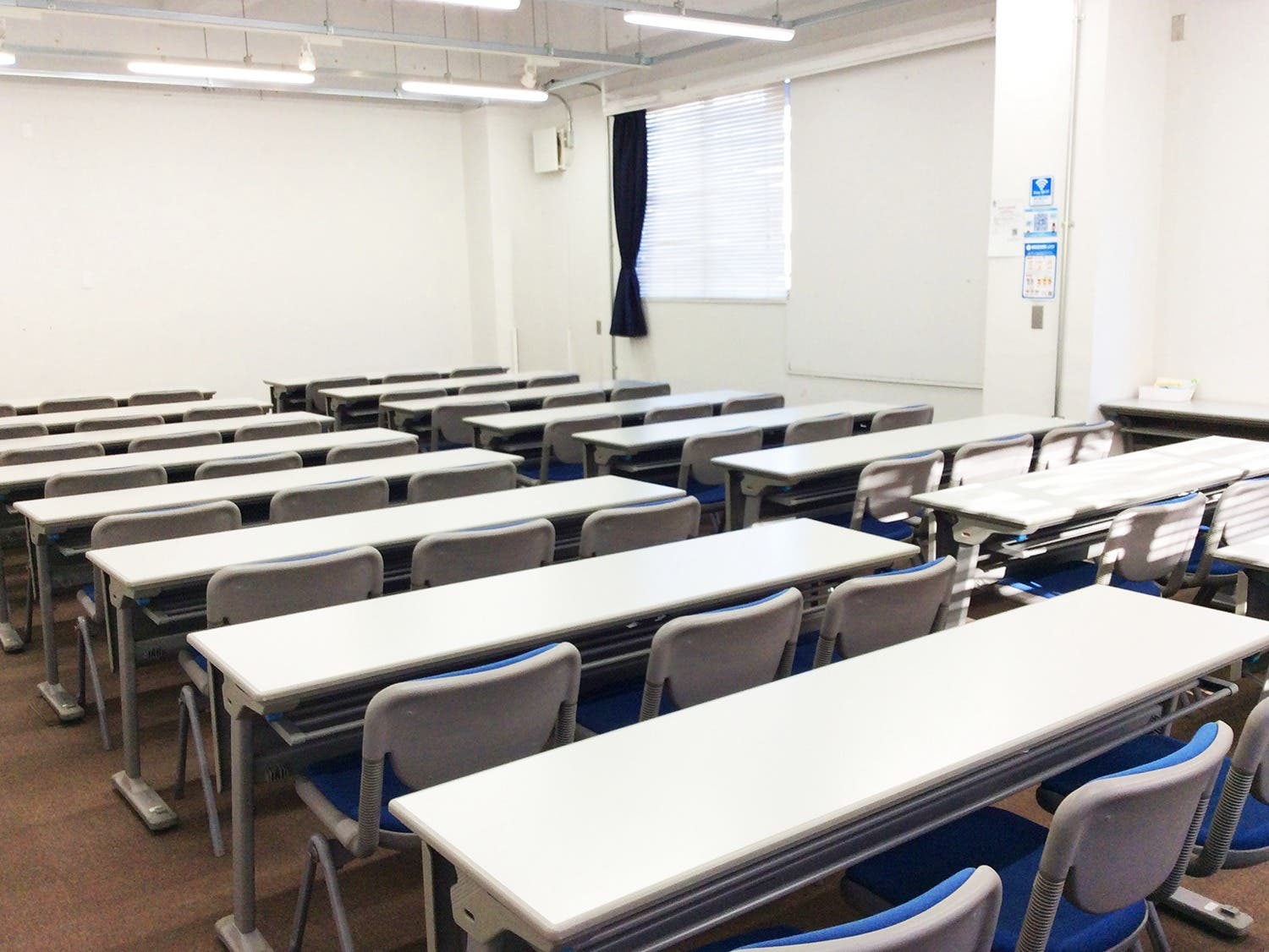 〈オアシス会議室A〉最大40名収容！WiFi無料！の写真8