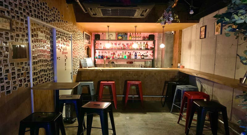 【非日常】想い出をデザインするアンティークBAR
